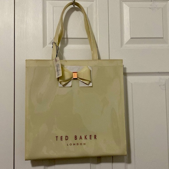 Ted Baker London | Bags | Nwt Ted Baker Alacon Pvc Plain Bow Large Icon ...